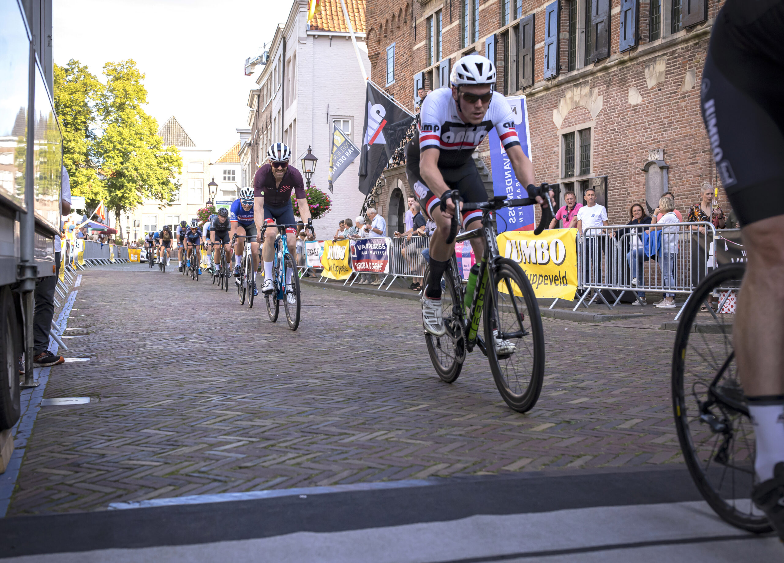 Ontknoping FunKlassement in Rondes van Sambeek en Grave - Brabant Cycling