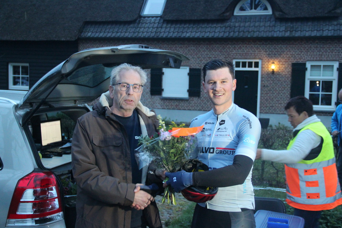 Zeges voor Martijn Gijsbers en Kurt Houben bij WVAN in De Mortel ...